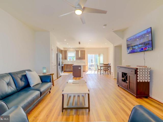 343 Shipyard Drive