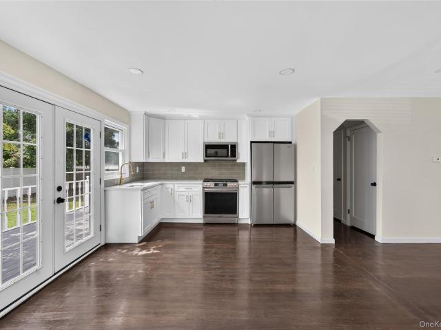 343 Sylvan Lane