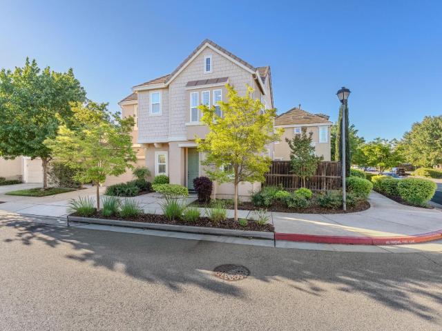 343 Phoenix Cir, Lincoln, CA 95648 | MLS #226041