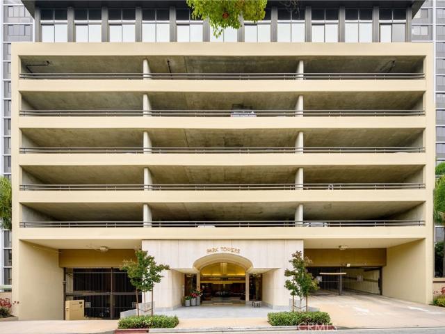 343 Pioneer Dr, Unit 1703, Glendale, CA 91203 | MLS #GD26145