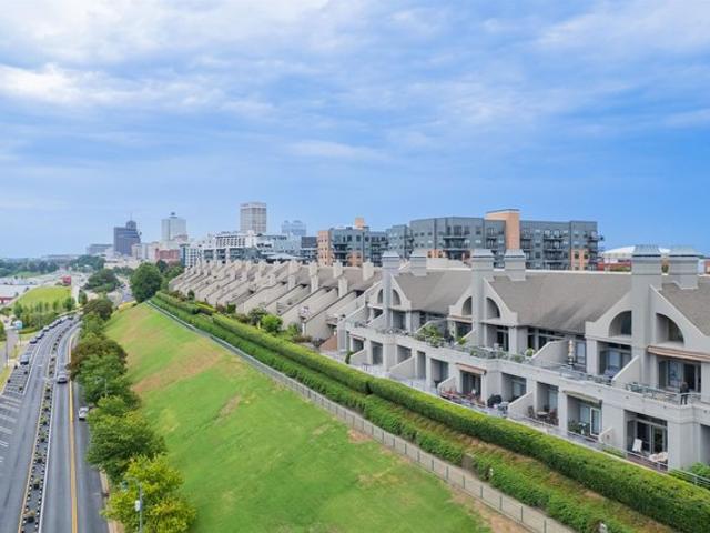 343 Riverbluff Pl Apt 3, Memphis, TN 38103