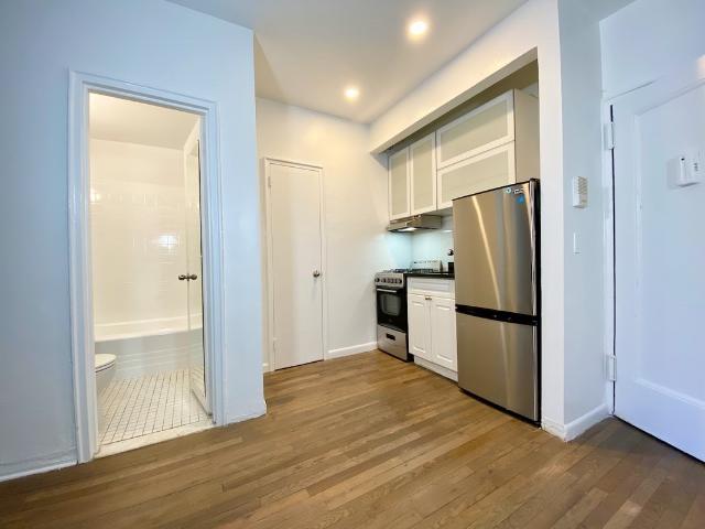 343 West 21st Street, New York, NY