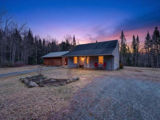 343 Twin Mountain Rd, Whitefield, NH 03598