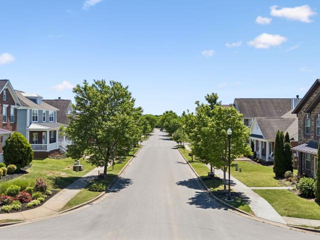3444 Blaze Dr