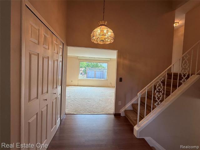 3444 Eagle Drive