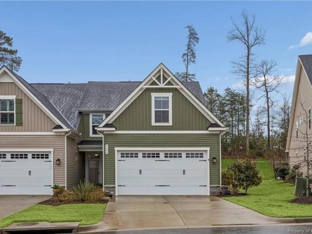 3444 Foxglove Dr, Toano, VA 23168