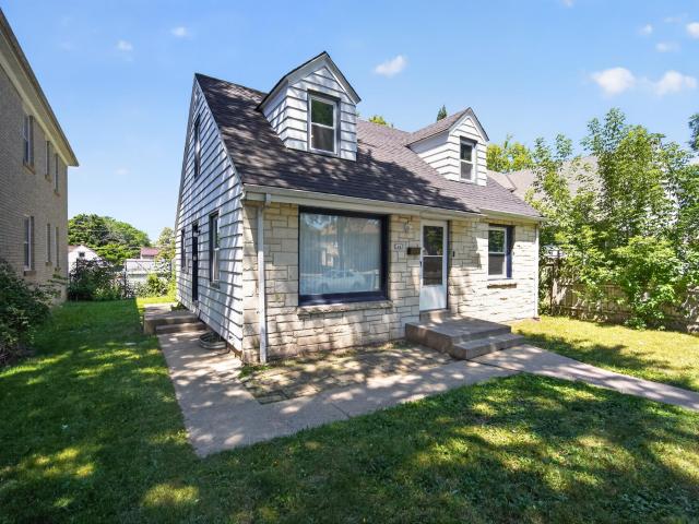 3445 N 58th St
