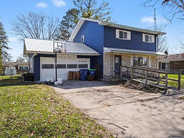 3445 Bluebird Dr, Saginaw, MI 48601