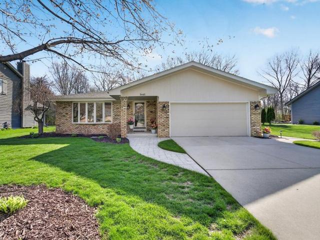 3445 E Elmwood Dr, Elmwood Park, WI 53405