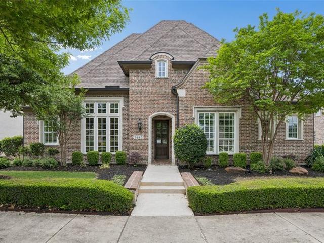 3445 Greenbrier Dr, Frisco, TX 75033
