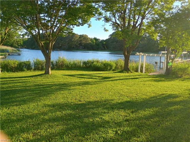 3445 S Crestline DR