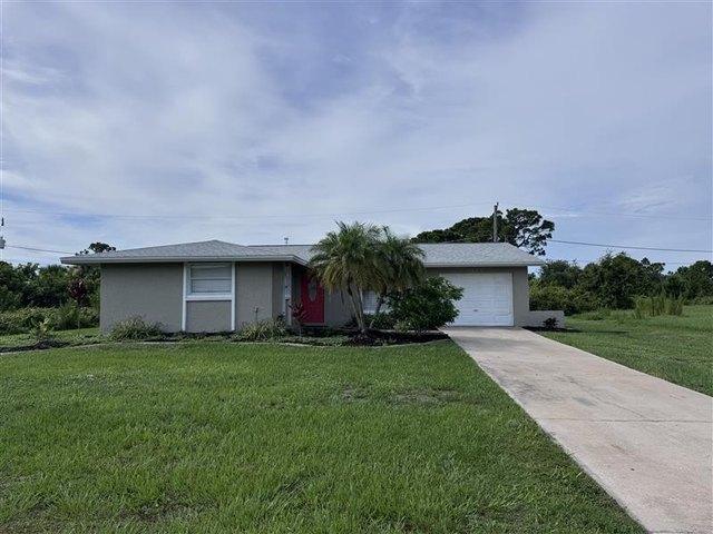 3445 Sarto Ln, Rotonda West, FL 33947