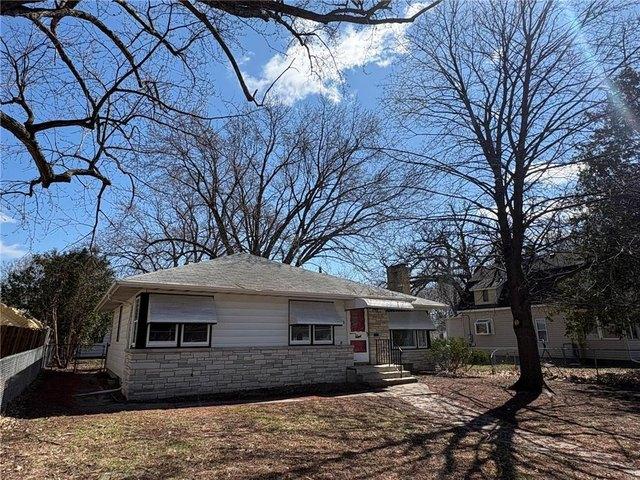 3446 Thomas Ave N, Minneapolis, MN 55412