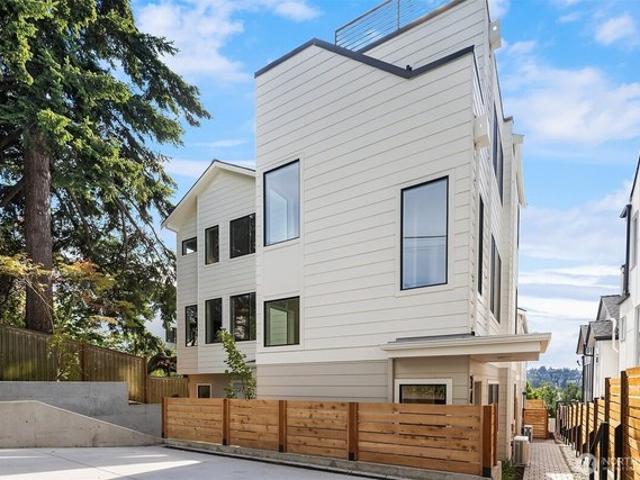 3446 13th Ave W Unit B, Seattle, WA 98119