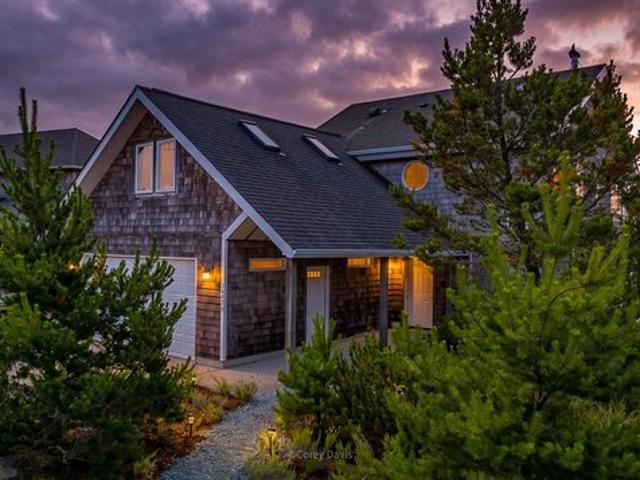 34470 Pinyon Dr, Manzanita, OR 97130