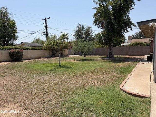 3447 E Coolidge St, Phoenix, AZ 85018
