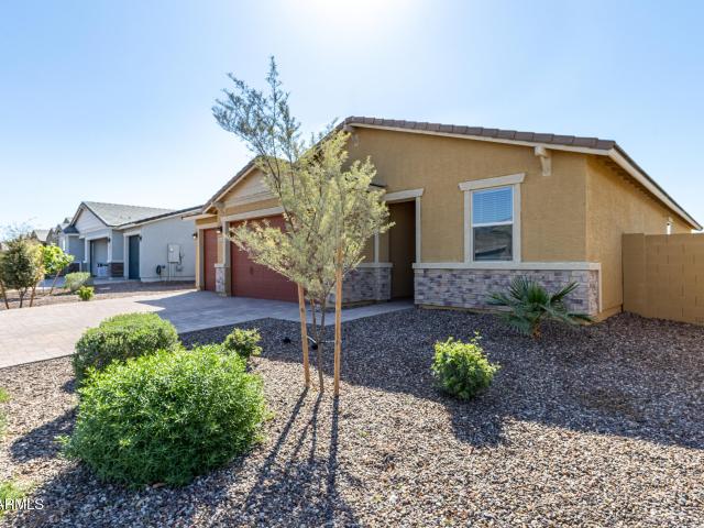 3447 e jasmine way