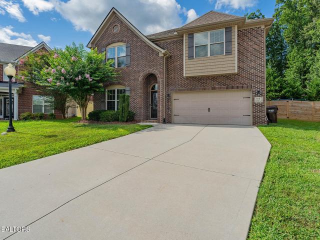 3447 Greentree Lane