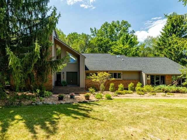 3447 River Pines Dr, Ann Arbor, MI 48103