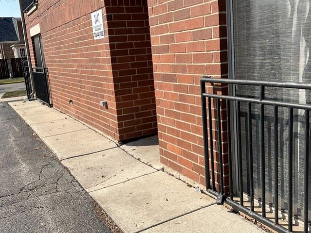 3447 S Ridgeland Ave Unit 103, Berwyn, IL 60402