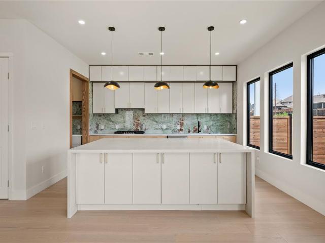 3447 Umyousef Court