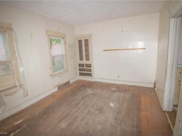 3448 E 149th Street