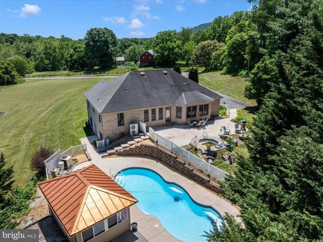 3448 Kaetzel Rd, Rohrersville, MD 21779