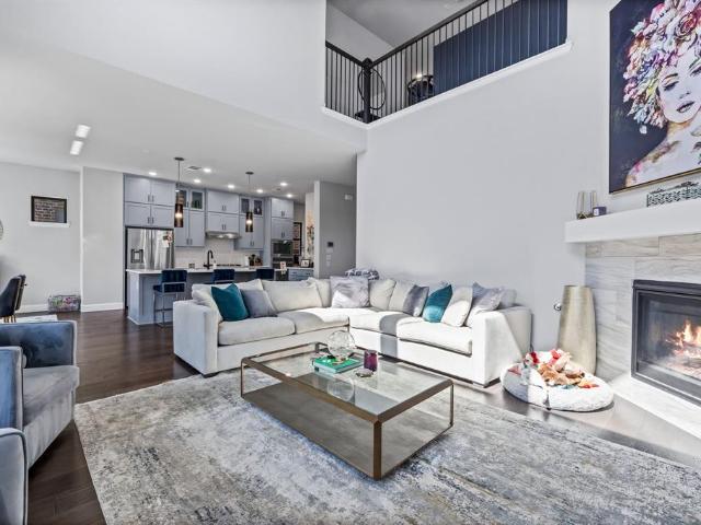 3448 Rosebud Park Lane