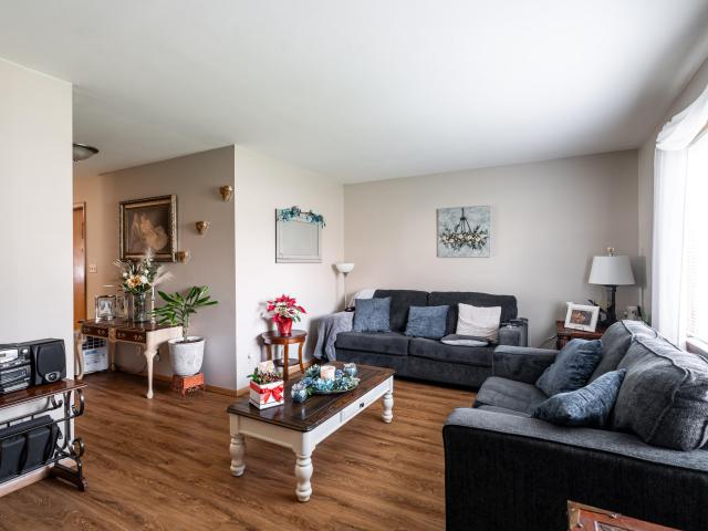 3448 S 44th St, Unit 3450