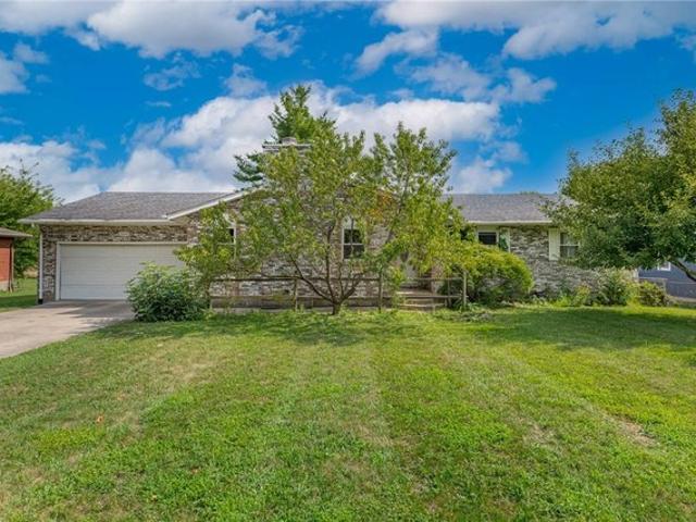 3449 North Dr, Beavercreek, OH 45432