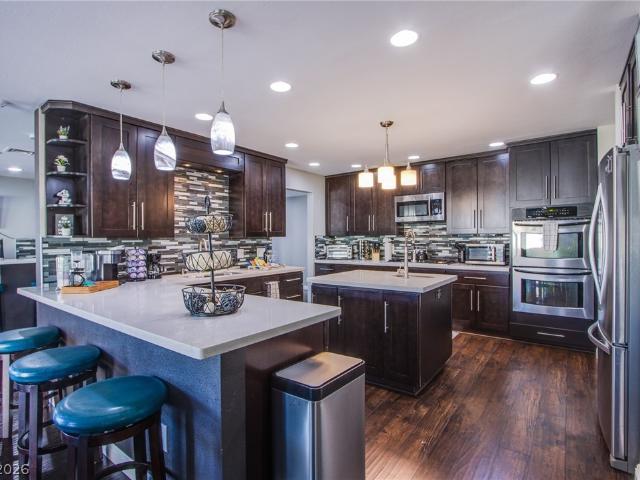 3449 Algonquin Circle