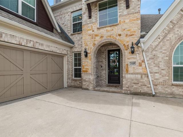 3449 Ridgecross Drive