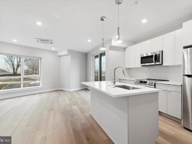 3449 Scotts Lane # B423
