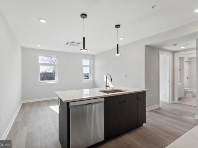 3449 Scotts Lane # C312