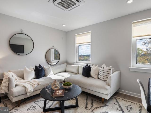3449 Scotts Lane # D409