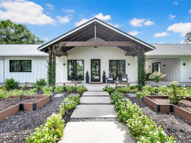 3440 Crenshaw Lake Rd, Lutz, FL 33548
