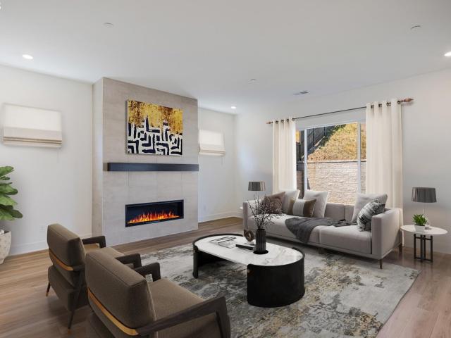 3440 W 4TH ST