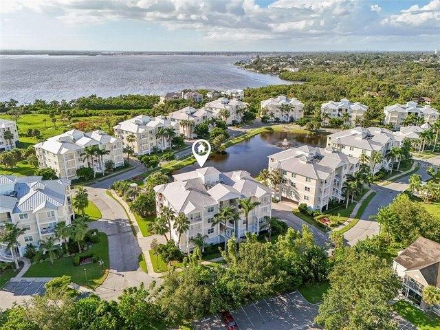 3440 77th St W Unit 201, Bradenton, FL 34209