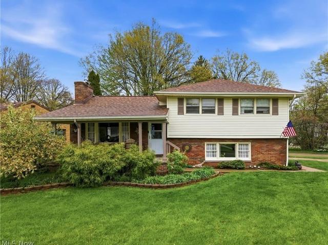 3441 Bentwillow Ln, Youngstown, OH 44511