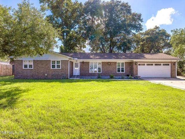 3441 Red Oak Cir E, Orange Park, FL 32073