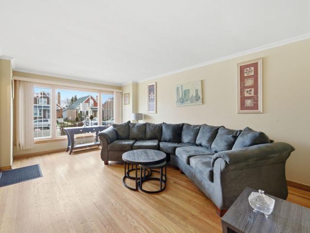 3441 W 83rd Street