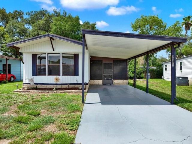 34421 Countryside Dr, Wesley Chapel, FL 33543