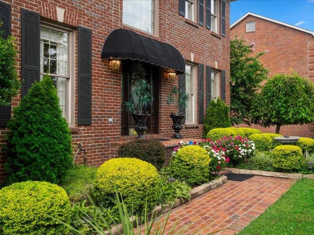 3442 Chestnut Hill Lane