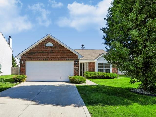 3442 Enclave Ln, Greenwood, IN 46143