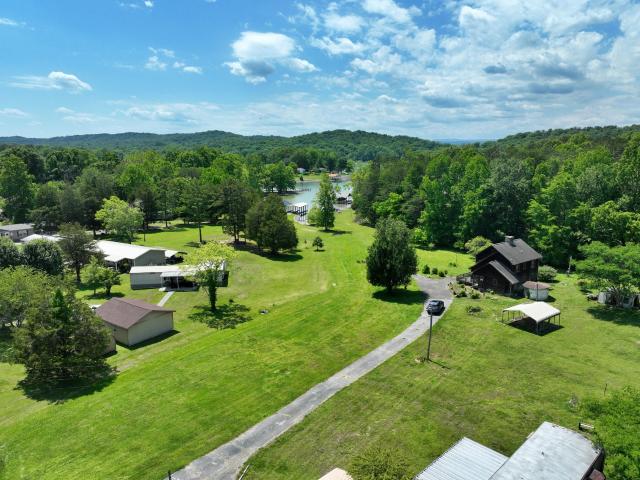 3442 River Road