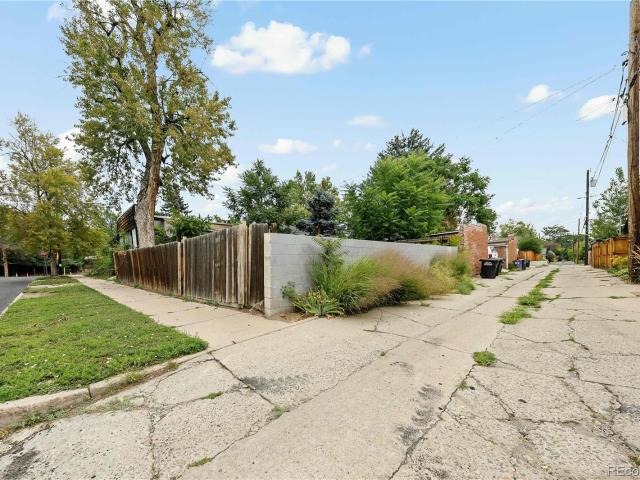 3442 W 29th Avenue