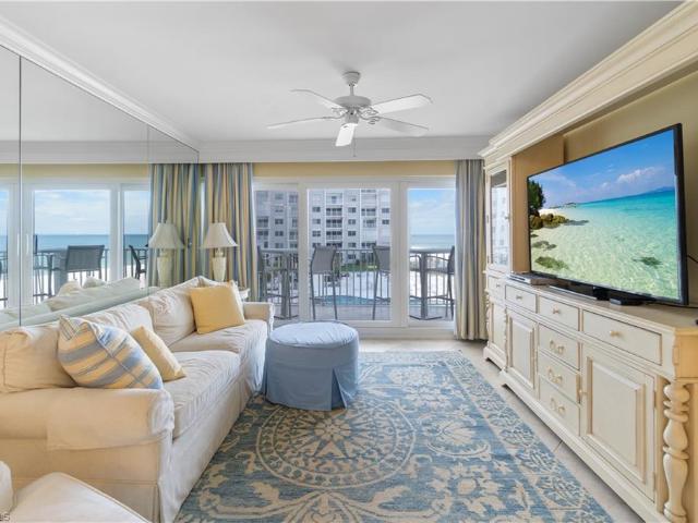 3443 Gulf Shore Blvd N, Unit 303, Naples, FL 34103 | MLS #225063
