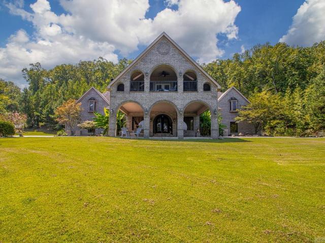 3443 Riverview Drive