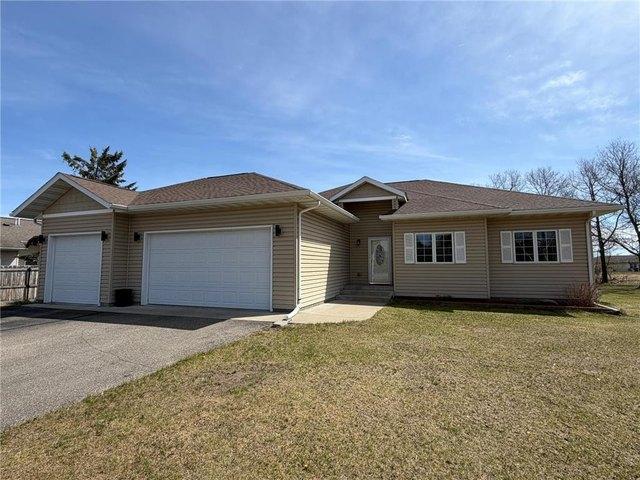 344 Kalee Ct SW, Bemidji, MN 56601