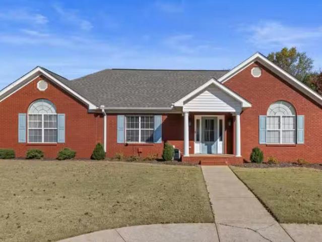 344 KINGSTON DR, FLORENCE, AL 35633